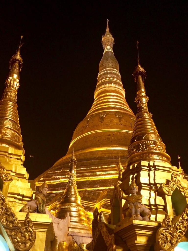 Saying Mingalaba in Myanmar | DesignDestinations